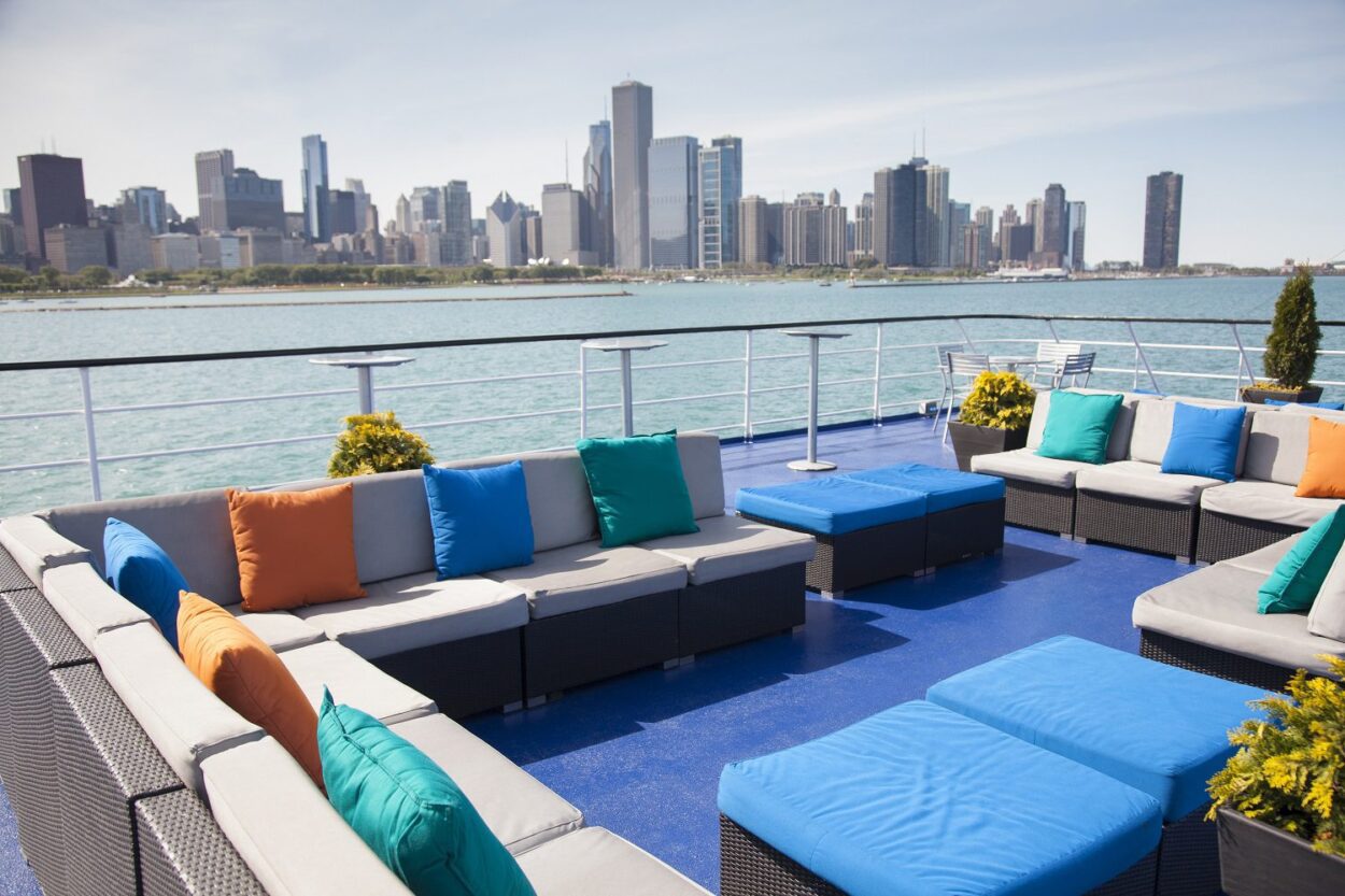 Navigating Navy Pier: Cruises & Tours | Navy Pier
